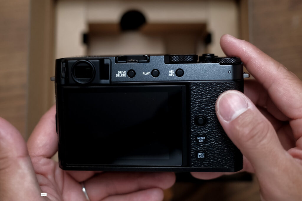 FUJIFILM X-E4を買った理由と、使い始めて気づいたこと - Shutter Loop